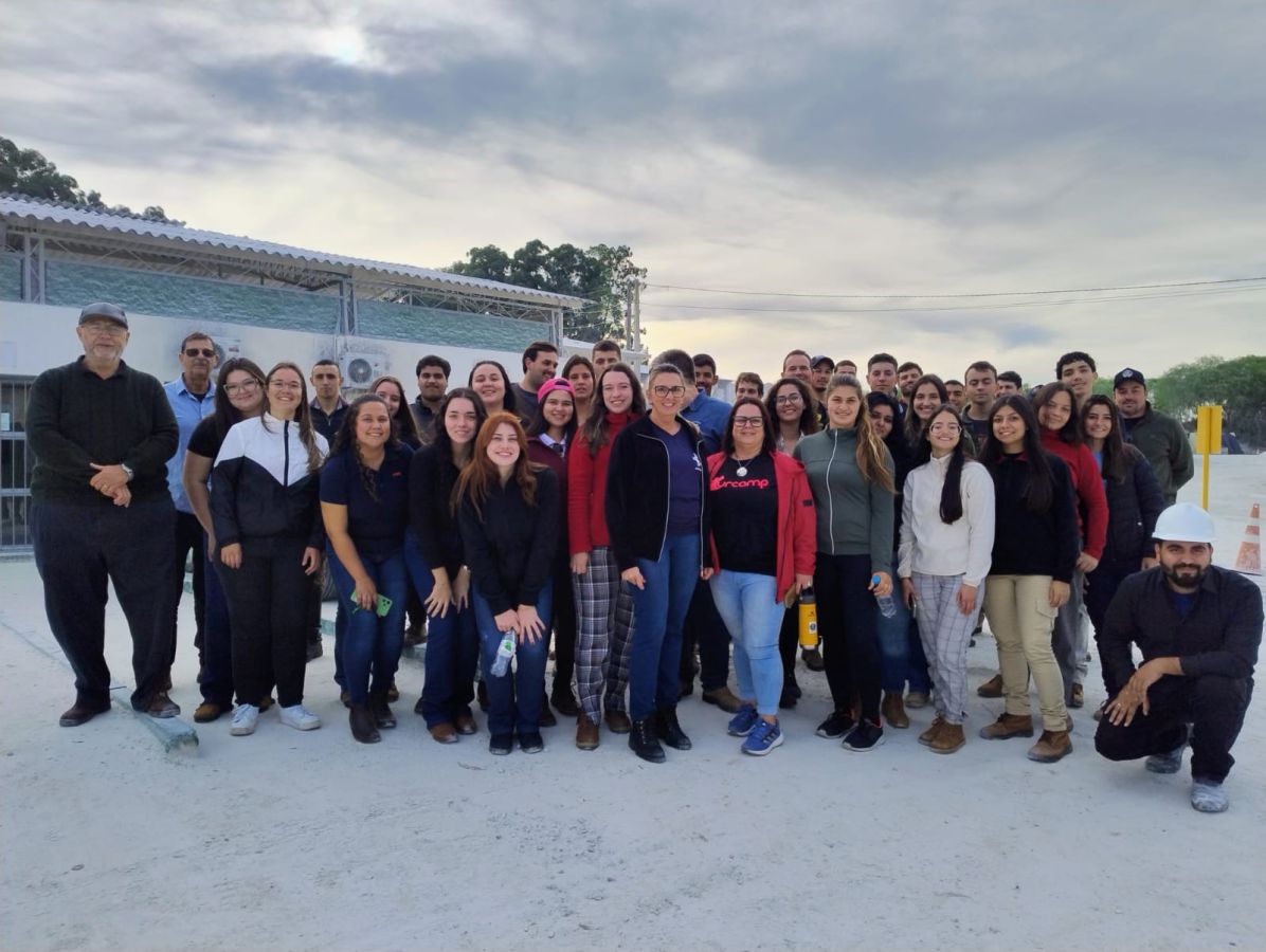 Acadêmicos de Agronomia realizam visita técnica à Mineração Monego ...